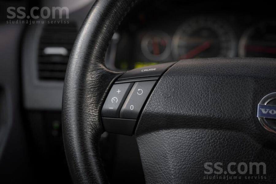 Volvo XC90 2004 Talsi, ar dzinēja tilpumu 2.40 L un nobraukumu 311 tūkst. km par 3990 €, foto 19 vietnē AUTOMOTO.COM.LV