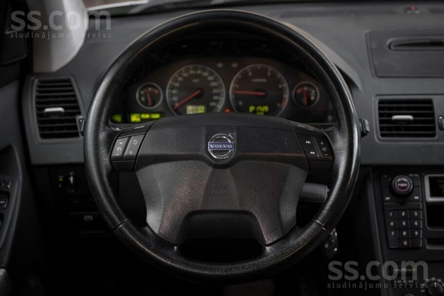 Volvo XC90 2004 Talsi, ar dzinēja tilpumu 2.40 L un nobraukumu 311 tūkst. km par 3990 €, foto 20 vietnē AUTOMOTO.COM.LV
