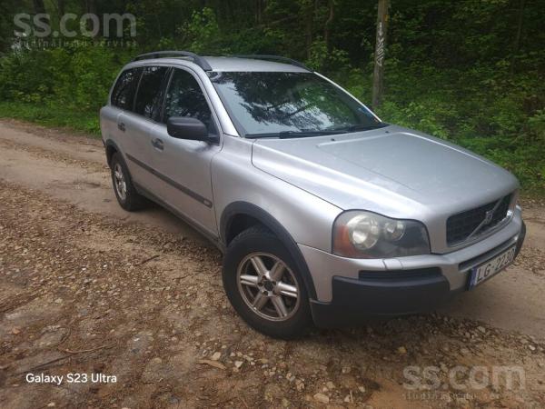 Volvo XC90 2004 in Riga, with an engine capacity of 2.40 L and mileage of 365 thousand km for 3500 €, photo 2 on AUTOMOTO.COM.LV