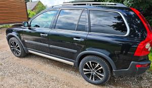 Volvo XC90 2004 in Silale, with an engine capacity of 2.40 L and mileage of 463 thousand km for 3000 €, photo 3 on AUTOMOTO.COM.LV