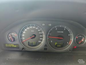 Volvo XC90 2004 in Silale, with an engine capacity of 2.40 L and mileage of 463 thousand km for 3000 €, photo 13 on AUTOMOTO.COM.LV