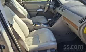 Вольво ХС90 2004 в Добеле, объемом двигателя 2.90 л и пробегом 250 тыс. км за 1800 €, фото 4 на AUTOMOTO.COM.LV