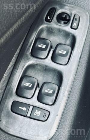 Volvo XC90 2004 Jelgava, ar dzinēja tilpumu 2.40 L un nobraukumu 415 tūkst. km par 2350 €, foto 16 vietnē AUTOMOTO.COM.LV