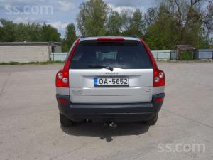 Volvo XC90 2005 Rīga, ar dzinēja tilpumu 2.40 L un nobraukumu 0 tūkst. km par 4650 €, foto 4 vietnē AUTOMOTO.COM.LV
