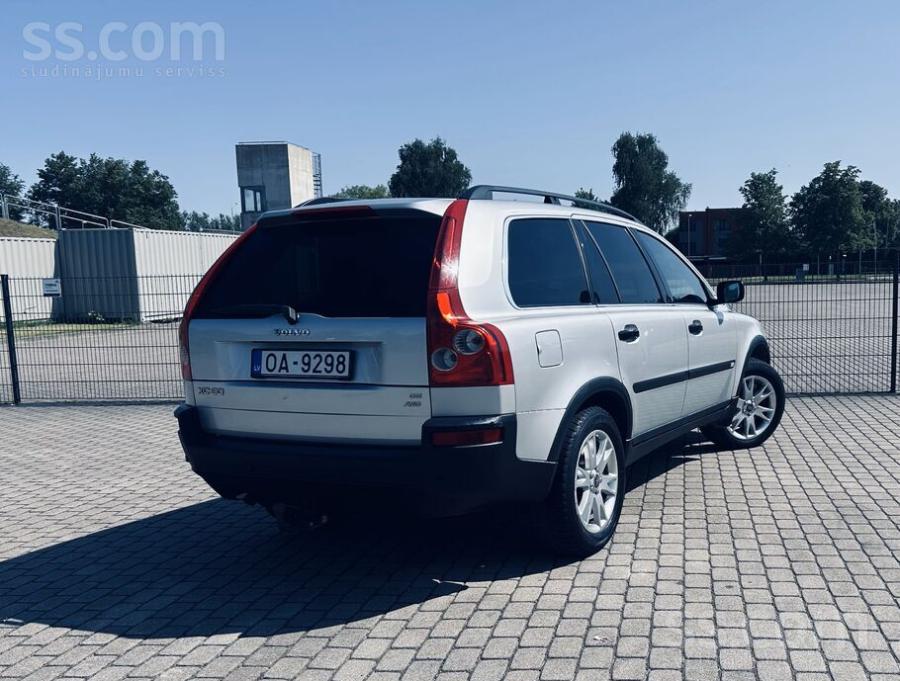 Volvo XC90 2005 Jelgava, ar dzinēja tilpumu 2.40 L un nobraukumu 252 tūkst. km par 3500 €, foto 5 vietnē AUTOMOTO.COM.LV