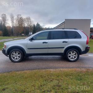 Volvo XC90 2005 Rīga, ar dzinēja tilpumu 2.40 L un nobraukumu 383 tūkst. km par 3100 €, foto 3 vietnē AUTOMOTO.COM.LV