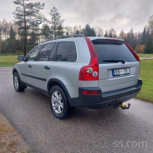 Volvo XC90 2005 Rīga, ar dzinēja tilpumu 2.40 L un nobraukumu 383 tūkst. km par 3100 €, foto 4 vietnē AUTOMOTO.COM.LV