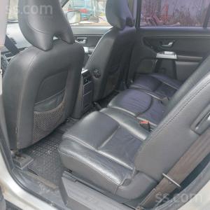 Volvo XC90 2005 Rīga, ar dzinēja tilpumu 2.40 L un nobraukumu 383 tūkst. km par 3100 €, foto 8 vietnē AUTOMOTO.COM.LV