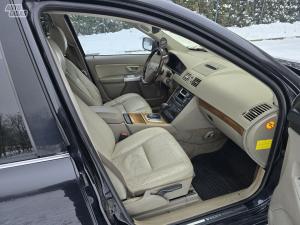 Volvo XC90 2005 in Vilnius, with an engine capacity of 2.40 L and mileage of 368 thousand km for 2500 €, photo 11 on AUTOMOTO.COM.LV
