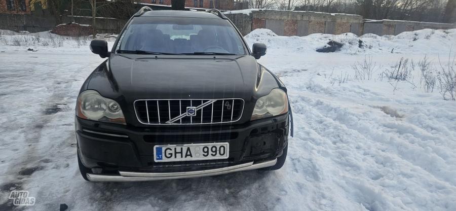 Volvo XC90 2005 in Kaunas, with an engine capacity of 2.40 L and mileage of 310 thousand km for 3000 €, photo 1 on AUTOMOTO.COM.LV