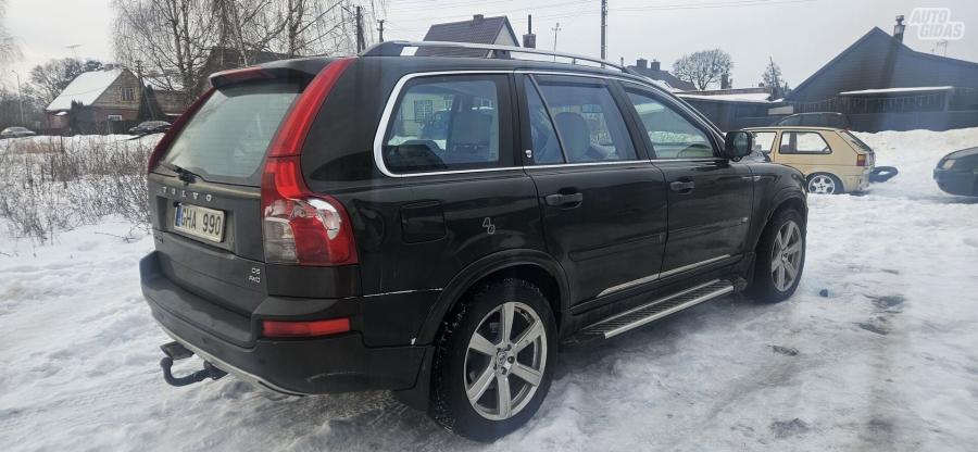 Volvo XC90 2005 in Kaunas, with an engine capacity of 2.40 L and mileage of 310 thousand km for 3000 €, photo 6 on AUTOMOTO.COM.LV