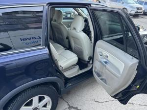Volvo XC90 2005 Kauņa, ar dzinēja tilpumu 2.40 L un nobraukumu 380 tūkst. km par 3150 €, foto 17 vietnē AUTOMOTO.COM.LV