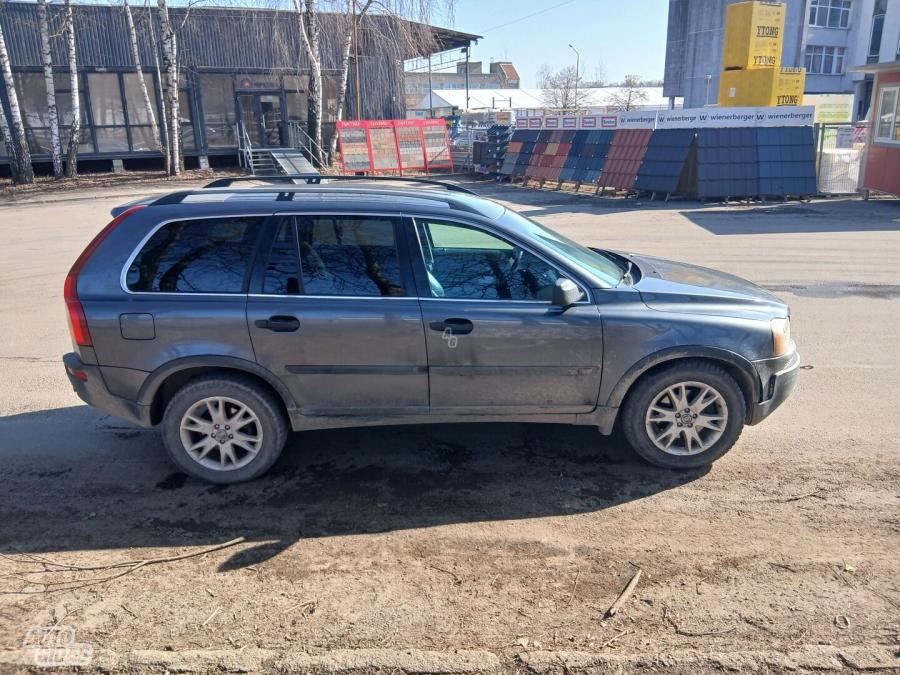 Volvo XC90 2005 in Vilnius, with an engine capacity of 2.40 L and mileage of 315 thousand km for 2500 €, photo 3 on AUTOMOTO.COM.LV