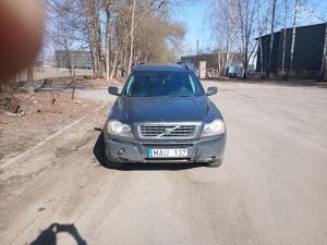 Volvo XC90 2005 in Vilnius, with an engine capacity of 2.40 L and mileage of 315 thousand km for 2500 €, photo 4 on AUTOMOTO.COM.LV