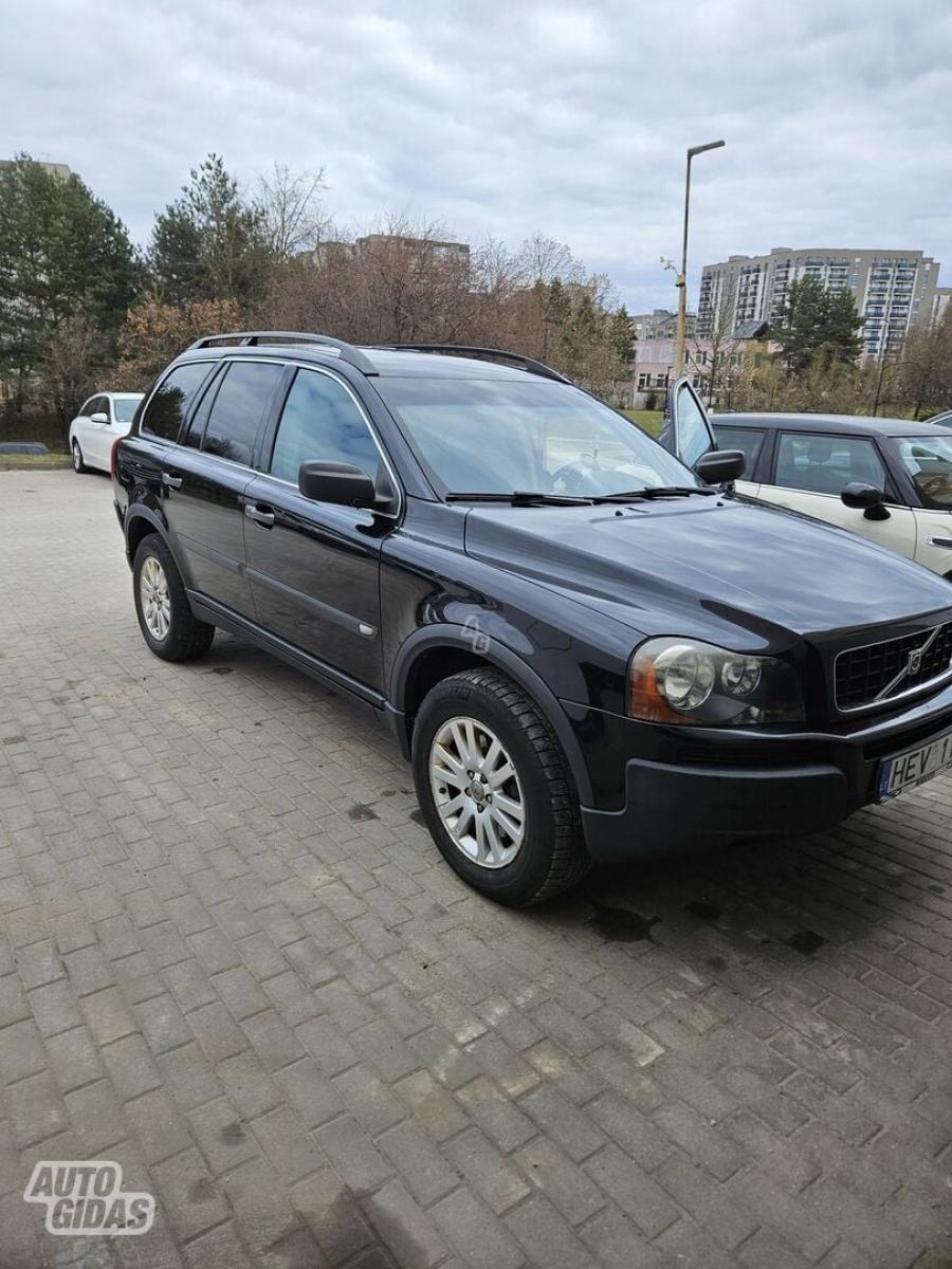 Volvo XC90 2005 in Vilnius, with an engine capacity of 2.40 L and mileage of 280 thousand km for 3000 €, photo 1 on AUTOMOTO.COM.LV