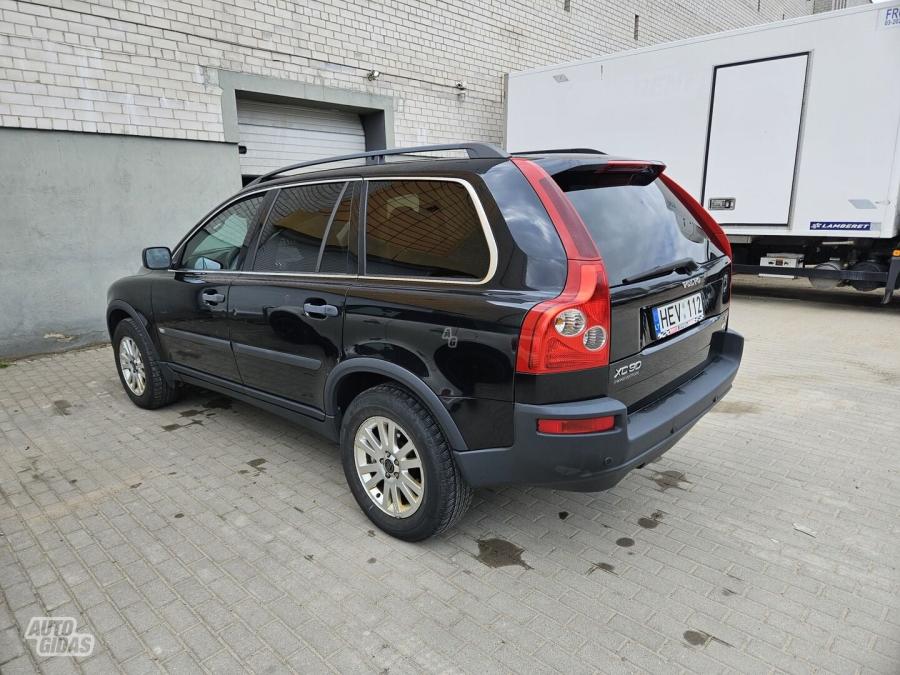 Volvo XC90 2005 in Vilnius, with an engine capacity of 2.40 L and mileage of 280 thousand km for 3000 €, photo 5 on AUTOMOTO.COM.LV