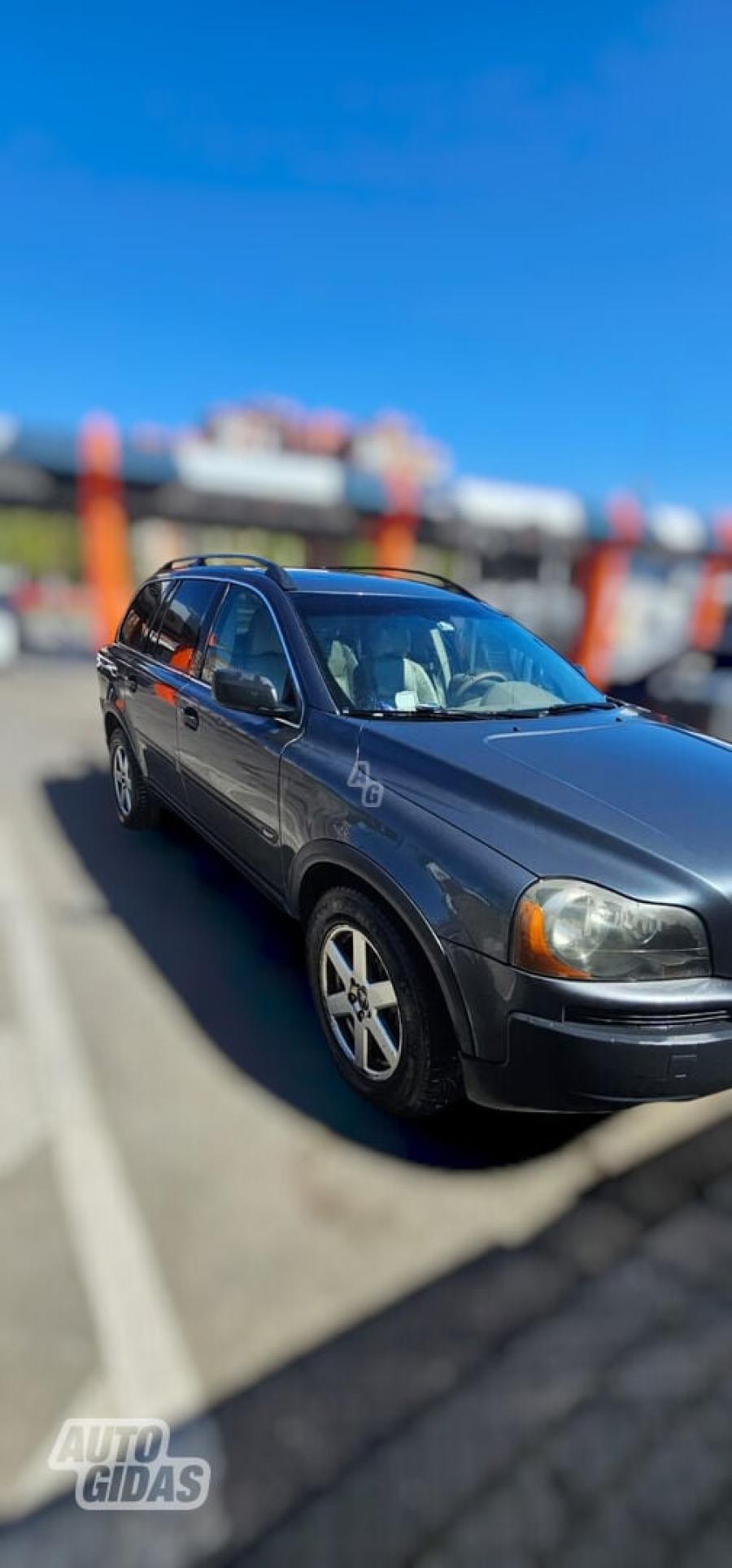 Volvo XC90 2005 in Klaipeda, with an engine capacity of 2.40 L and mileage of 323 thousand km for 3200 €, photo 1 on AUTOMOTO.COM.LV