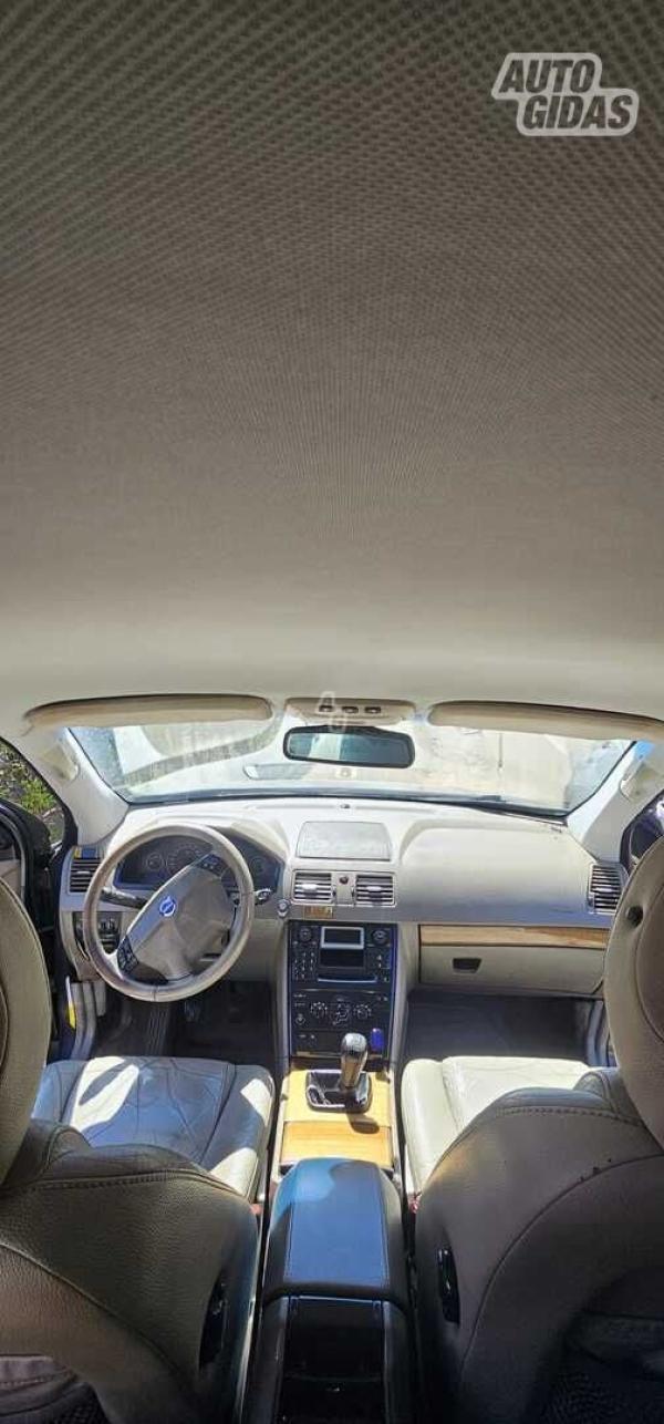 Volvo XC90 2005 Klaipėda, ar dzinēja tilpumu 2.40 L un nobraukumu 323 tūkst. km par 3200 €, foto 3 vietnē AUTOMOTO.COM.LV