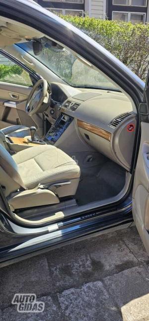 Volvo XC90 2005 in Klaipeda, with an engine capacity of 2.40 L and mileage of 323 thousand km for 3200 €, photo 5 on AUTOMOTO.COM.LV