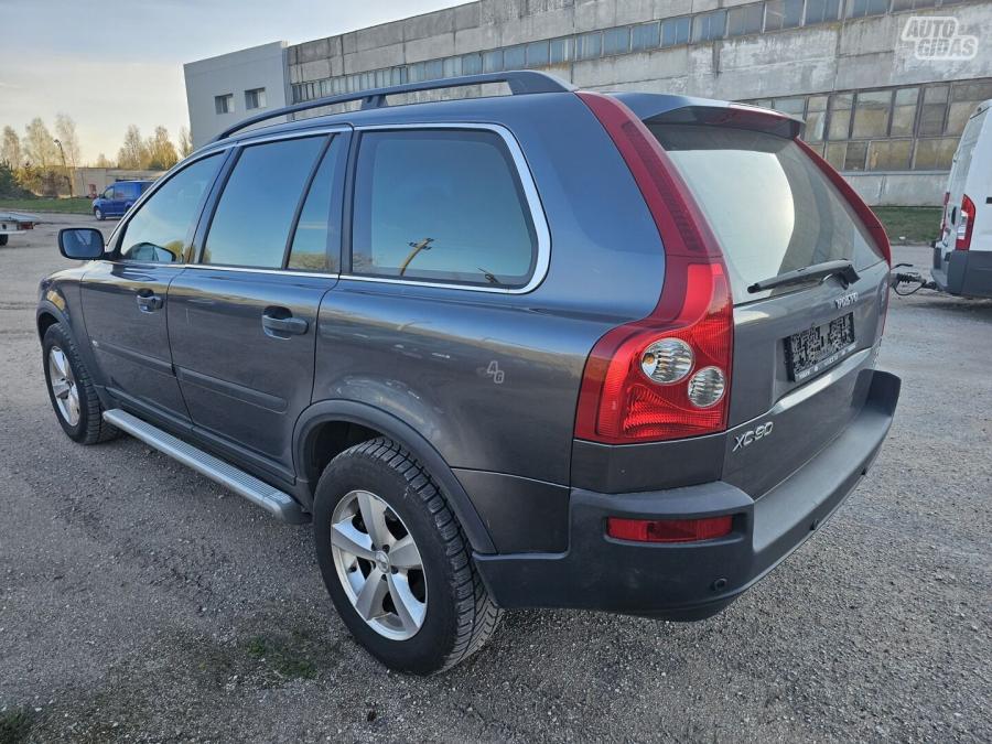 Volvo XC90 2005 Viļņa, ar dzinēja tilpumu 2.40 L un nobraukumu 412 tūkst. km par 4450 €, foto 4 vietnē AUTOMOTO.COM.LV