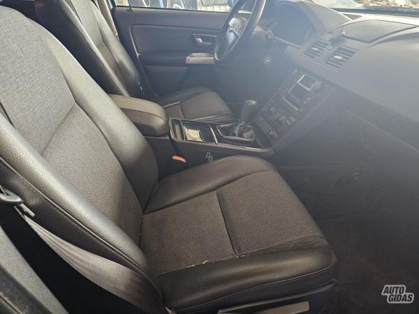 Volvo XC90 2005 Viļņa, ar dzinēja tilpumu 2.40 L un nobraukumu 412 tūkst. km par 4450 €, foto 7 vietnē AUTOMOTO.COM.LV