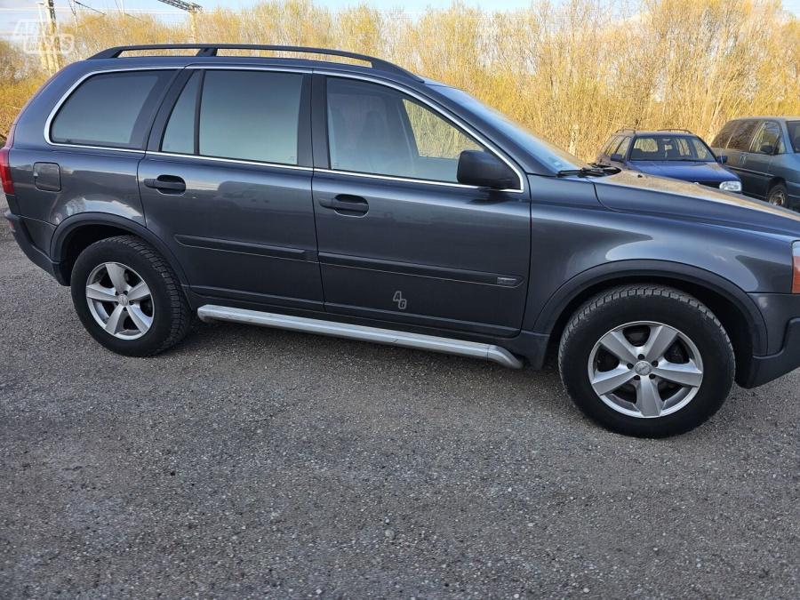 Volvo XC90 2005 Viļņa, ar dzinēja tilpumu 2.40 L un nobraukumu 412 tūkst. km par 4450 €, foto 13 vietnē AUTOMOTO.COM.LV