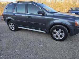 Volvo XC90 2005 Viļņa, ar dzinēja tilpumu 2.40 L un nobraukumu 412 tūkst. km par 4450 €, foto 15 vietnē AUTOMOTO.COM.LV