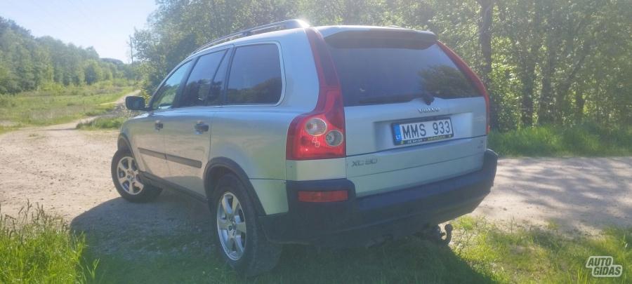 Volvo XC90 2005 in Vilnius, with an engine capacity of 2.40 L and mileage of 380 thousand km for 2750 €, photo 5 on AUTOMOTO.COM.LV