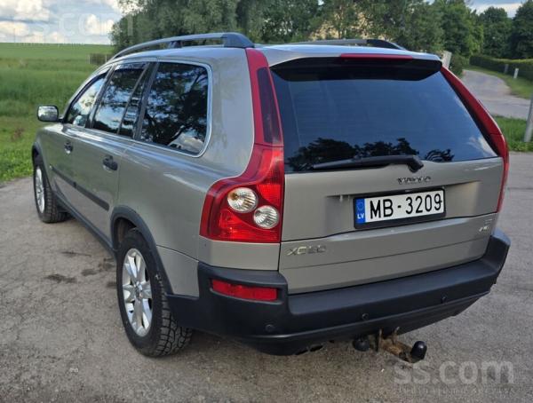Volvo XC90 2005 Rīga, ar dzinēja tilpumu 2.40 L un nobraukumu 0 tūkst. km par 2800 €, foto 4 vietnē AUTOMOTO.COM.LV