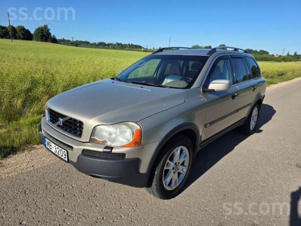 Volvo XC90 2005 Rīga, ar dzinēja tilpumu 2.40 L un nobraukumu 575 tūkst. km par 2800 €, foto 1 vietnē AUTOMOTO.COM.LV