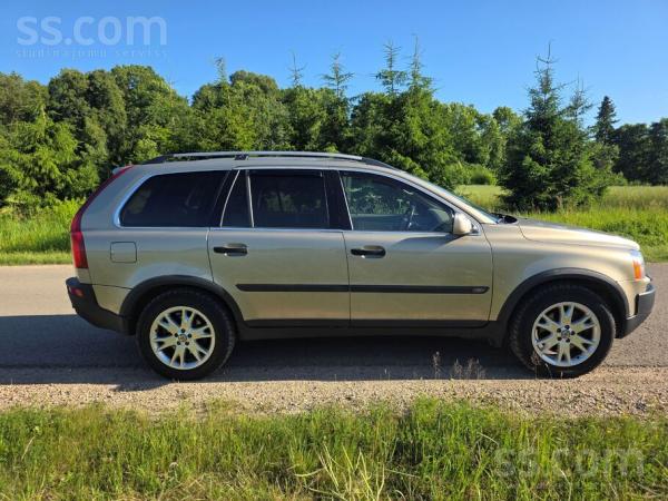 Volvo XC90 2005 Rīga, ar dzinēja tilpumu 2.40 L un nobraukumu 575 tūkst. km par 2800 €, foto 5 vietnē AUTOMOTO.COM.LV