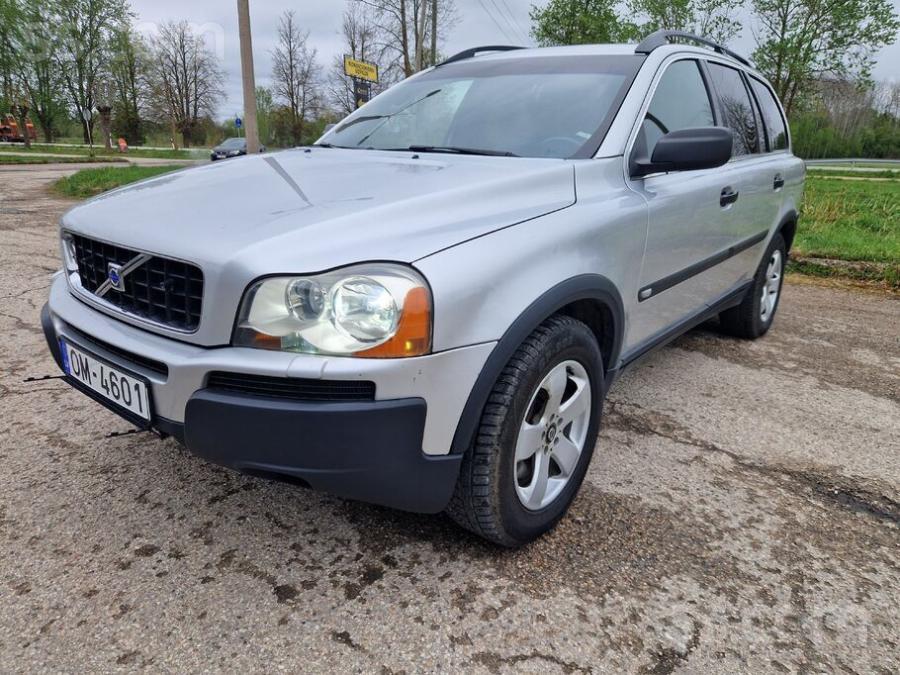 Volvo XC90 2005 Ogre, ar dzinēja tilpumu 2.40 L un nobraukumu 324 tūkst. km par 4350 €, foto 1 vietnē AUTOMOTO.COM.LV
