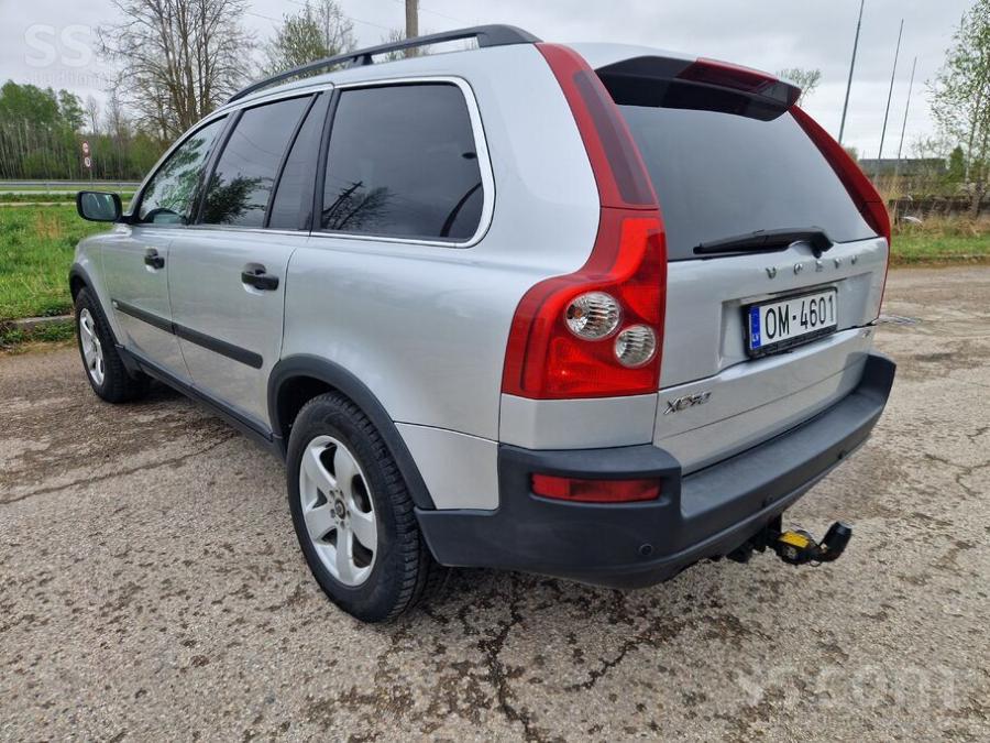 Volvo XC90 2005 Ogre, ar dzinēja tilpumu 2.40 L un nobraukumu 324 tūkst. km par 4350 €, foto 5 vietnē AUTOMOTO.COM.LV