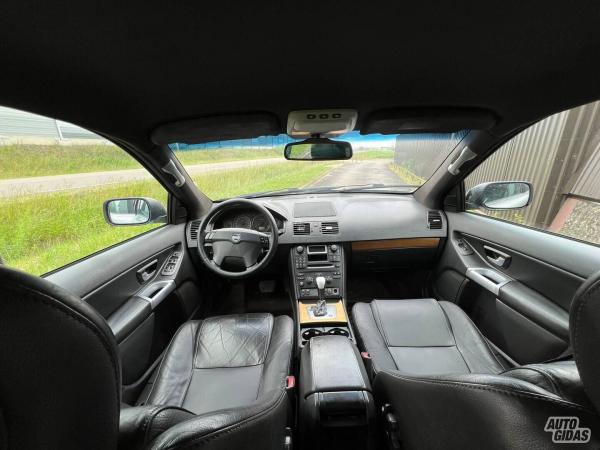 Volvo XC90 2005 Marijampole, ar dzinēja tilpumu 2.40 L un nobraukumu 320 tūkst. km par 2950 €, foto 6 vietnē AUTOMOTO.COM.LV