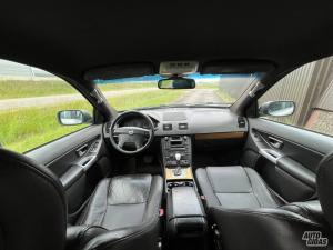 Volvo XC90 2005 in Marijampole, with an engine capacity of 2.40 L and mileage of 320 thousand km for 2950 €, photo 7 on AUTOMOTO.COM.LV