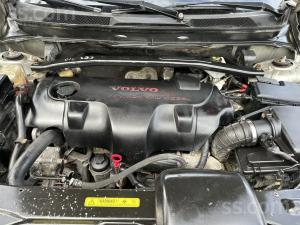 Volvo XC90 2005 in Rezekne, with an engine capacity of 2.40 L and mileage of 0 thousand km for 2950 €, photo 12 on AUTOMOTO.COM.LV