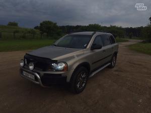 Volvo XC90 2005 in Moletai, with an engine capacity of 2.40 L and mileage of 418 thousand km for 3300 €, photo 3 on AUTOMOTO.COM.LV