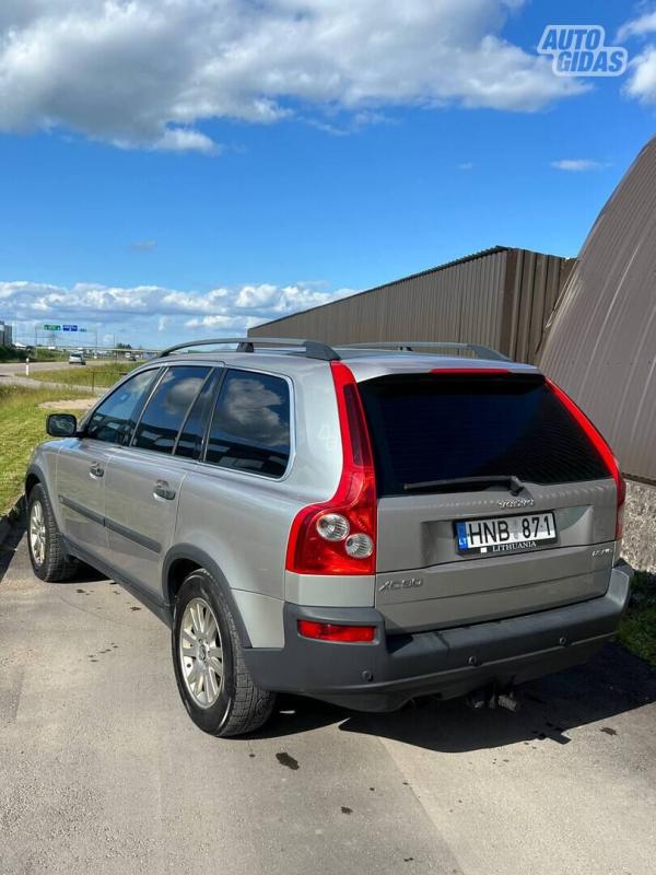 Volvo XC90 2005 in Marijampole, with an engine capacity of 2.40 L and mileage of 310 thousand km for 3100 €, photo 3 on AUTOMOTO.COM.LV