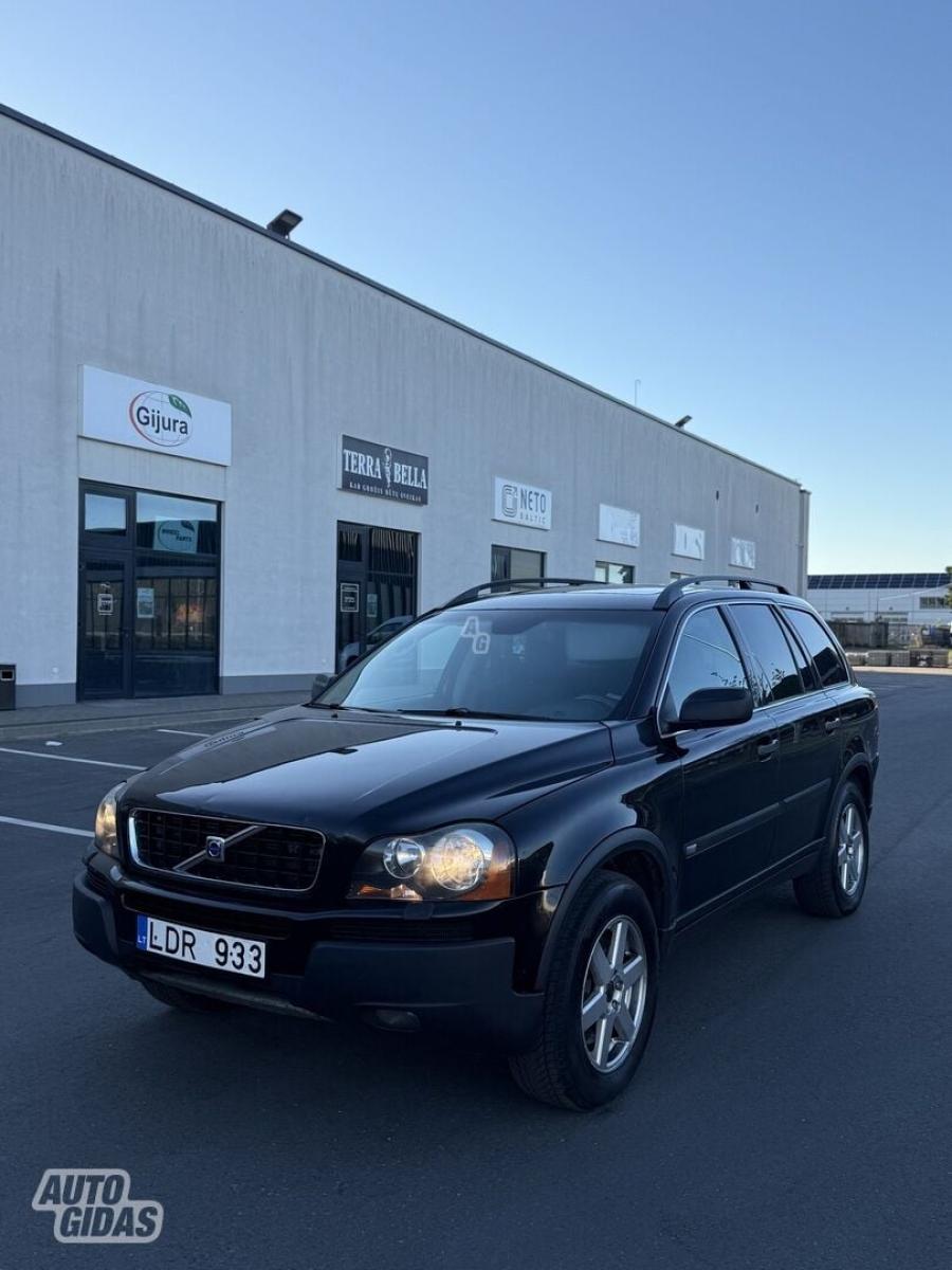 Volvo XC90 2005 in Kaunas, with an engine capacity of 2.40 L and mileage of 320 thousand km for 3300 €, photo 1 on AUTOMOTO.COM.LV