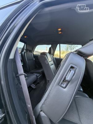Volvo XC90 2005 in Kaunas, with an engine capacity of 2.40 L and mileage of 320 thousand km for 3300 €, photo 12 on AUTOMOTO.COM.LV