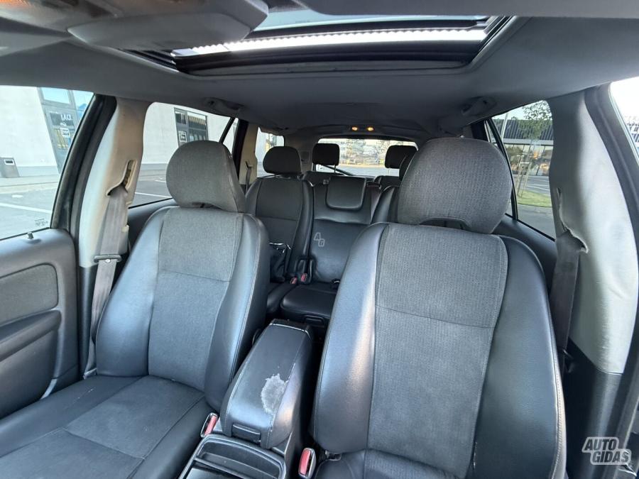 Volvo XC90 2005 in Kaunas, with an engine capacity of 2.40 L and mileage of 320 thousand km for 3300 €, photo 15 on AUTOMOTO.COM.LV