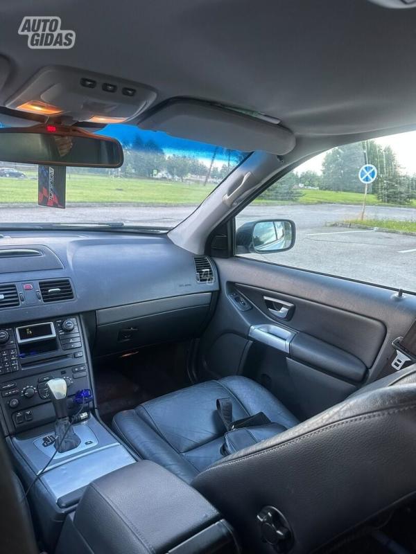 Volvo XC90 2005 in Kaunas, with an engine capacity of 2.40 L and mileage of 0 thousand km for 2300 €, photo 10 on AUTOMOTO.COM.LV