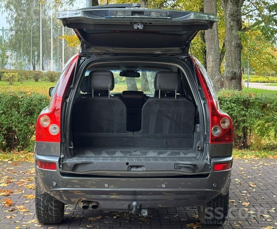 Volvo XC90 2005 Jelgava, ar dzinēja tilpumu 2.40 L un nobraukumu 472 tūkst. km par 3850 €, foto 10 vietnē AUTOMOTO.COM.LV