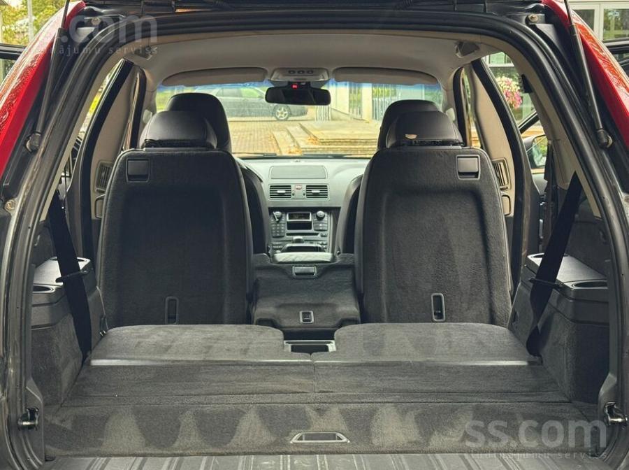 Volvo XC90 2005 Jelgava, ar dzinēja tilpumu 2.40 L un nobraukumu 472 tūkst. km par 3850 €, foto 13 vietnē AUTOMOTO.COM.LV