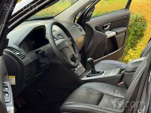 Volvo XC90 2005 Jelgava, ar dzinēja tilpumu 2.40 L un nobraukumu 472 tūkst. km par 3850 €, foto 16 vietnē AUTOMOTO.COM.LV