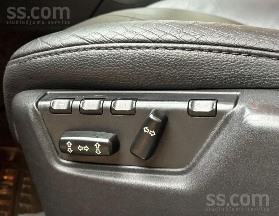 Volvo XC90 2005 Jelgava, ar dzinēja tilpumu 2.40 L un nobraukumu 472 tūkst. km par 3850 €, foto 27 vietnē AUTOMOTO.COM.LV