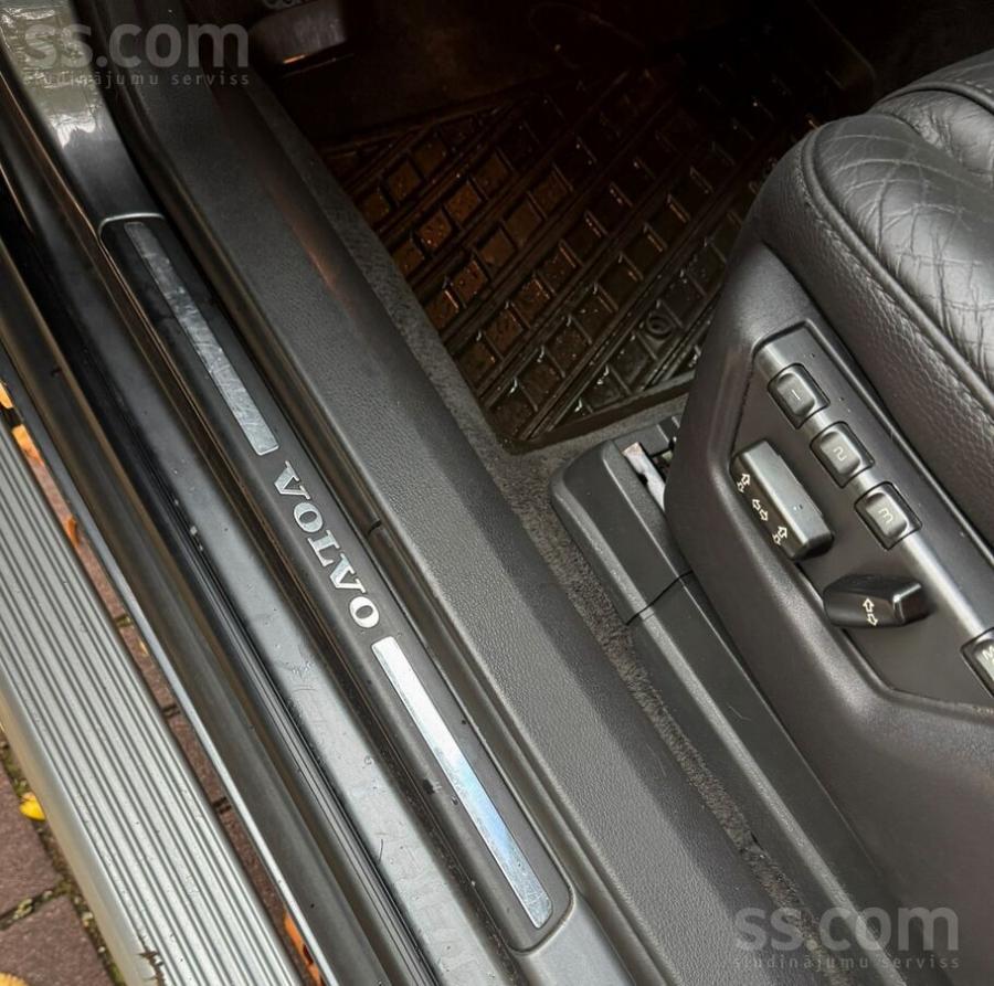 Volvo XC90 2005 Jelgava, ar dzinēja tilpumu 2.40 L un nobraukumu 472 tūkst. km par 3850 €, foto 28 vietnē AUTOMOTO.COM.LV