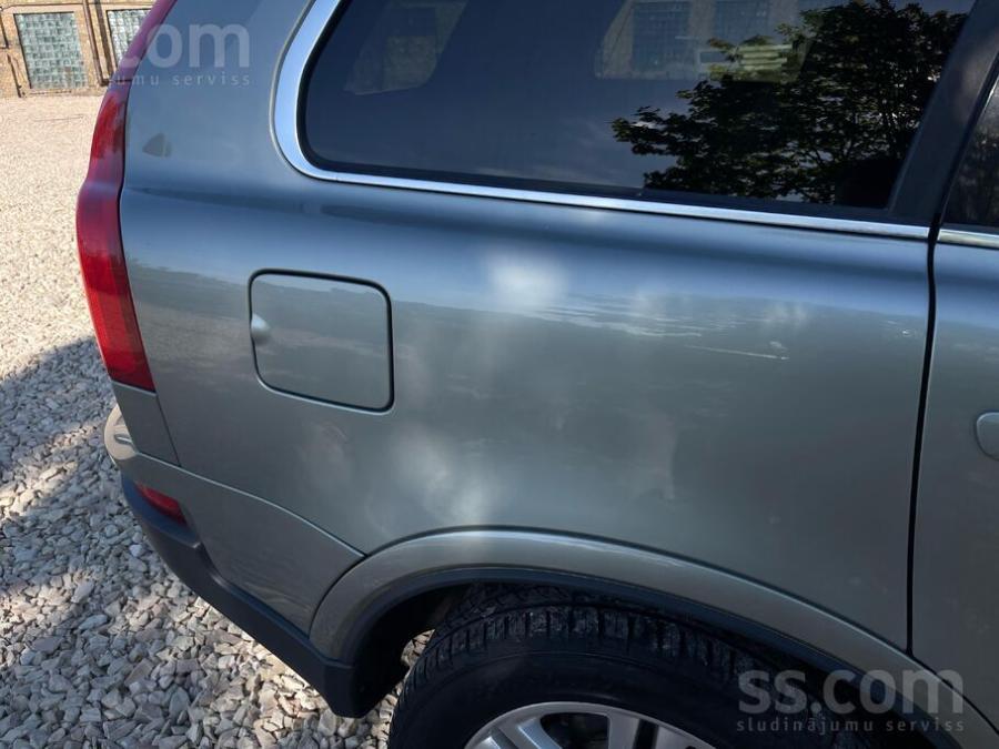 Volvo XC90 2006 in Riga, with an engine capacity of 2.40 L and mileage of 430 thousand km for 4950 €, photo 19 on AUTOMOTO.COM.LV