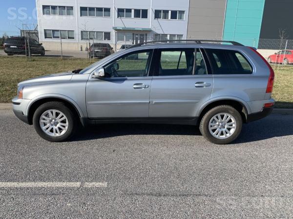 Volvo XC90 2006 in Riga, with an engine capacity of 2.40 L and mileage of 237 thousand km for 6500 €, photo 4 on AUTOMOTO.COM.LV