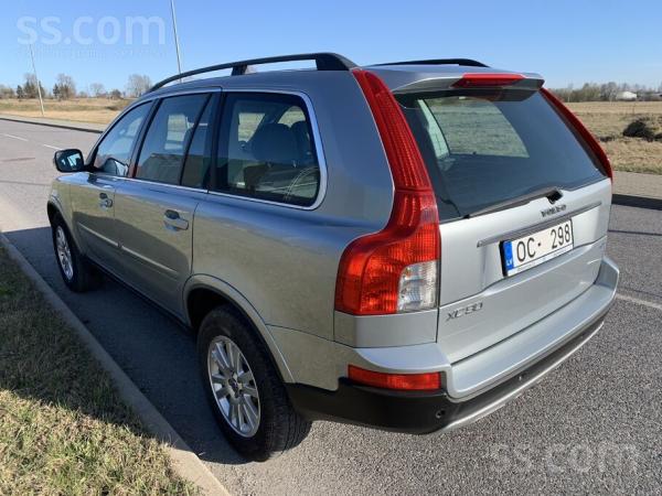 Volvo XC90 2006 in Riga, with an engine capacity of 2.40 L and mileage of 237 thousand km for 6500 €, photo 10 on AUTOMOTO.COM.LV